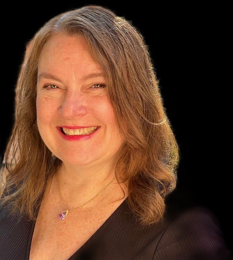 Deborah Dennis, Featured Author in The Book “The Essence of a Woman: Unleash the Feminine Soul ...