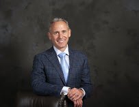 Dr. Scott Spiro Brings An Artist's Eye to Anti-Aging and Plastic ...